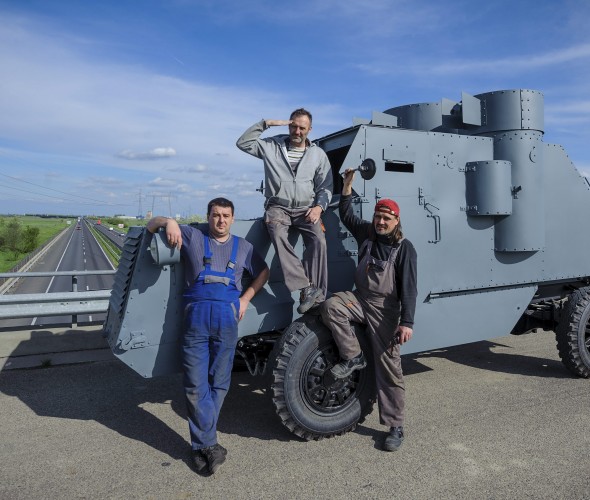 Felújították az 1970-ben készült Lenin-páncélautó másolatát - alon.hu