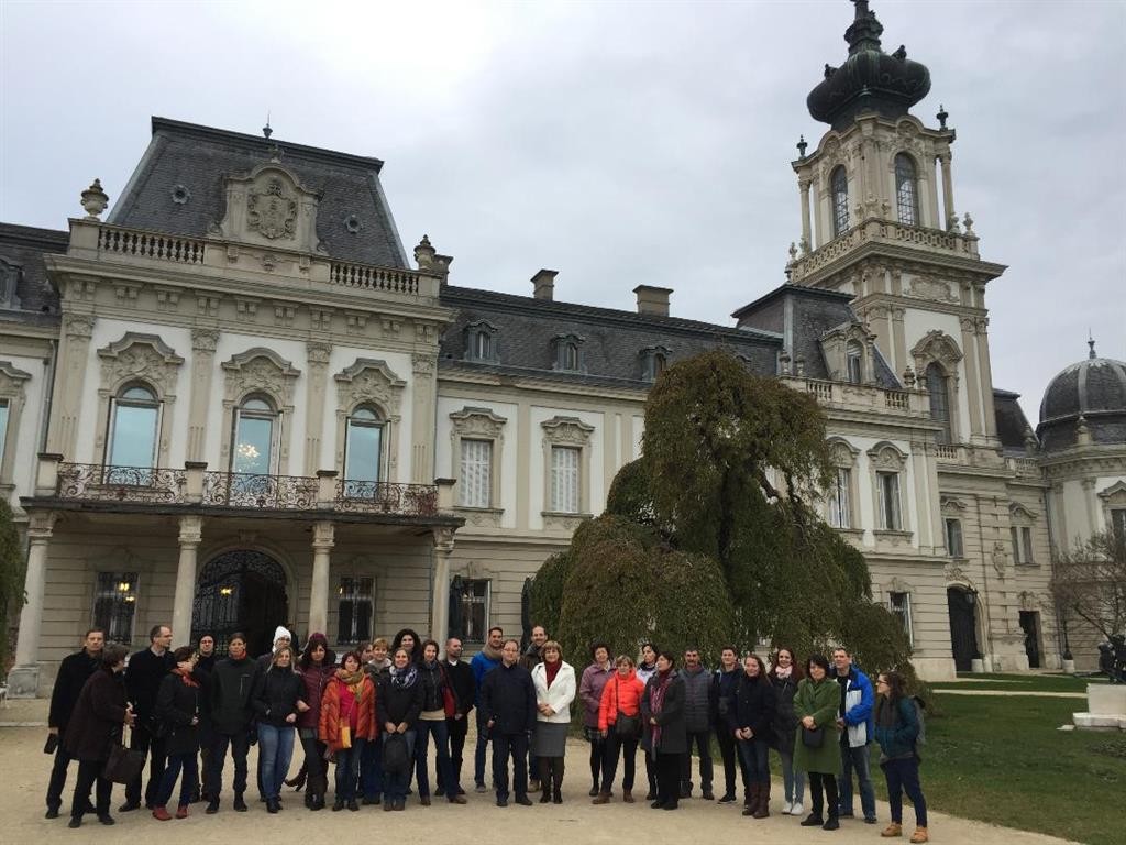 A Csornai Premontrei Prépostság új középiskolája - alon.hu
