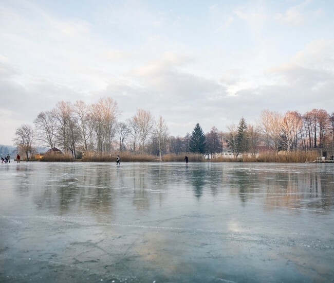 Életveszélyes a Balaton jegén tartózkodni - alon.hu