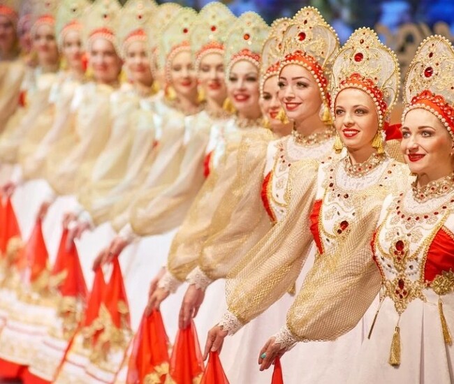 Egyre több híresség kap orosz állampolgárságot - alon.hu